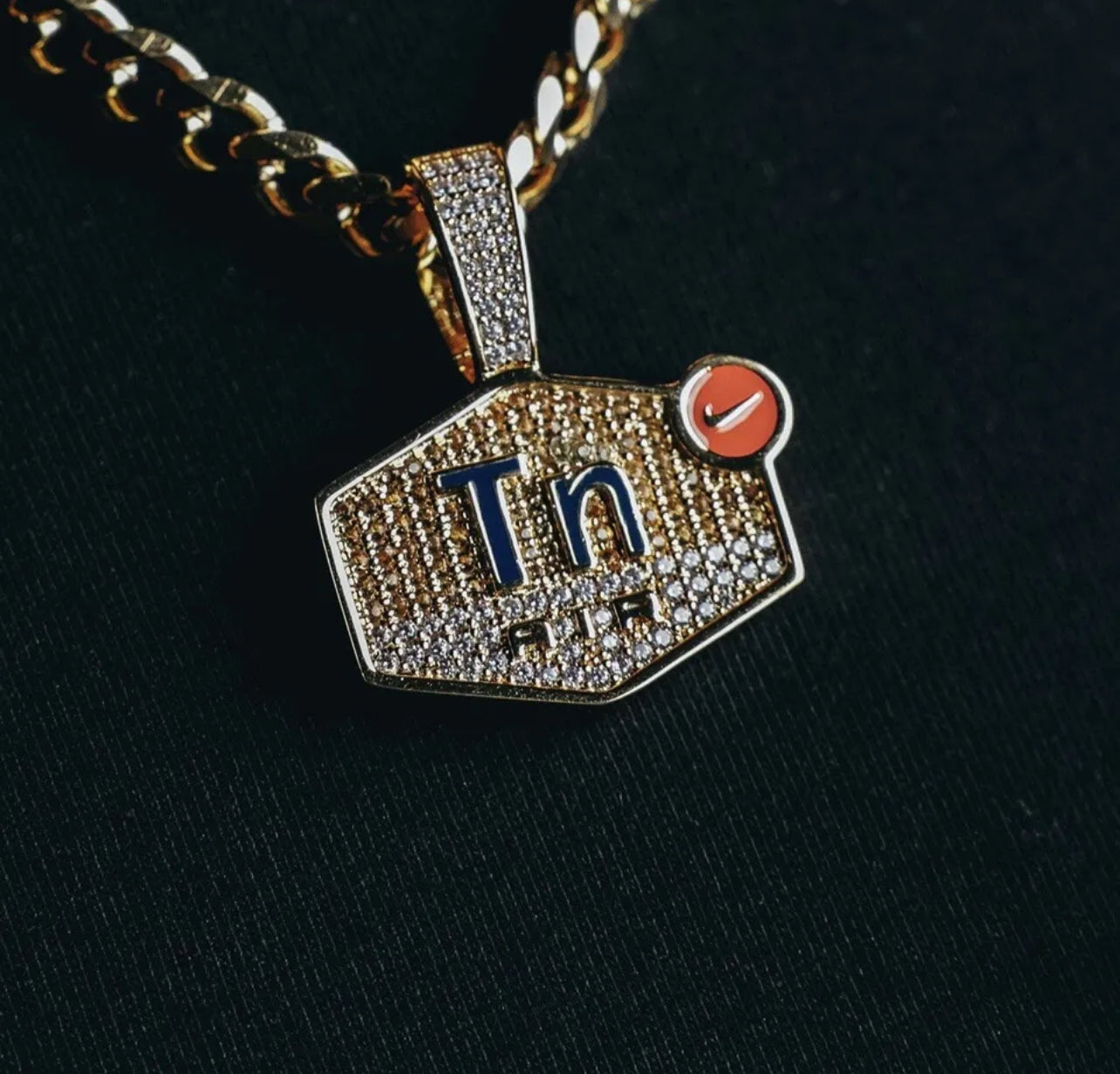 TN Air Pendent Chain – tnairshoes